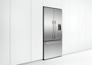 Fisher & Paykel Series 7 569L French Door Refrigerator with Ice and ...