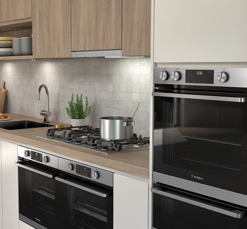 Westinghouse 60cm Multi-Function Pyrolytic Oven with AirFry Stainless ...